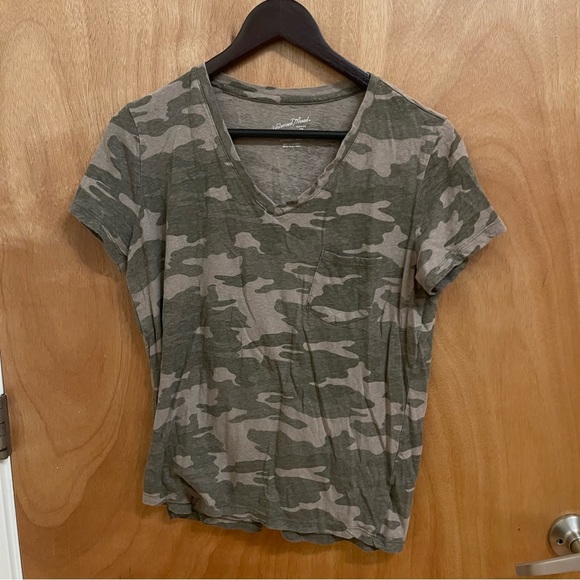 Universal Thread | Tops | University Thread Camouflage T Shirt | Poshmark